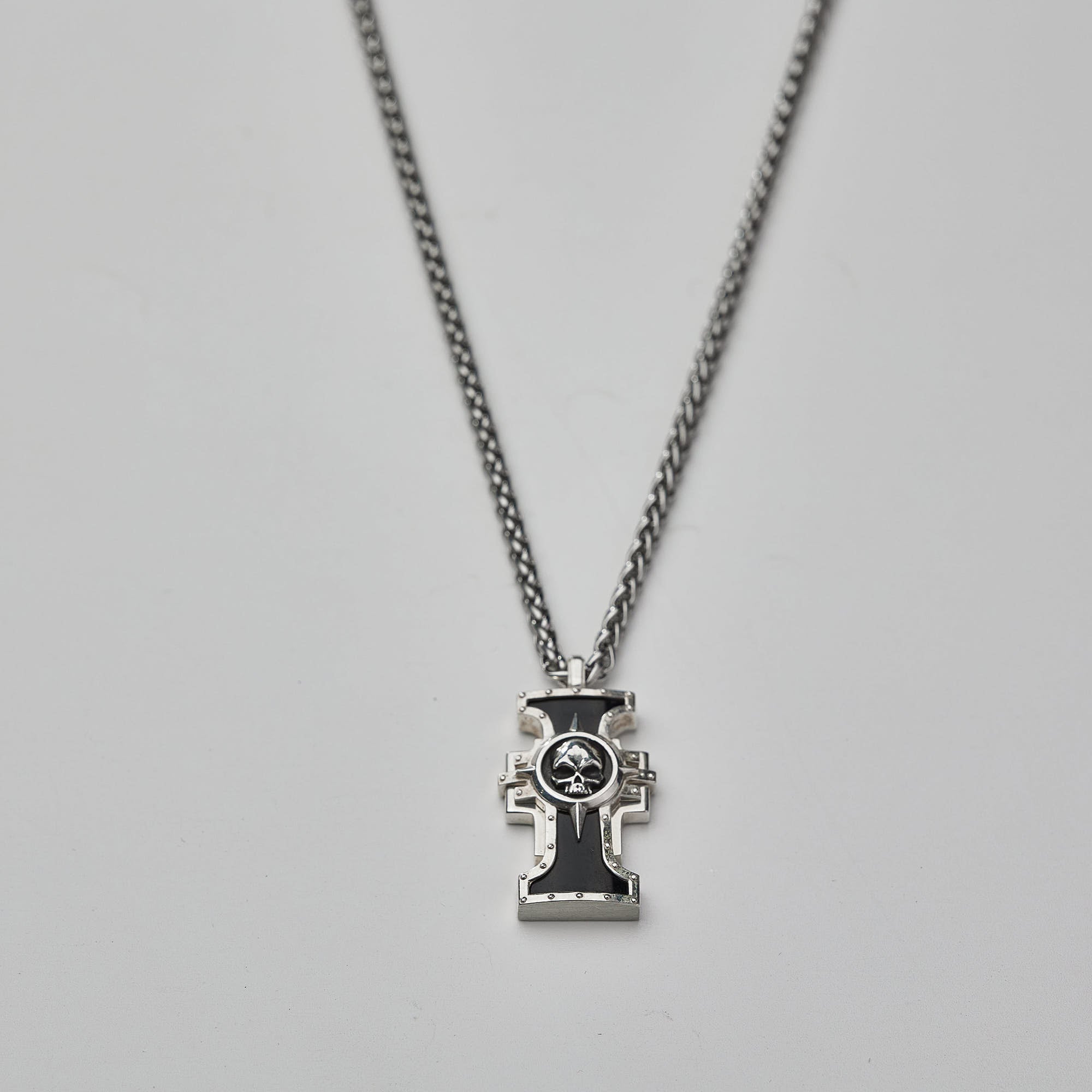 Warhammer 40K Inquisition Seal of the Holy Ordos Silver Pendant by Sta ...